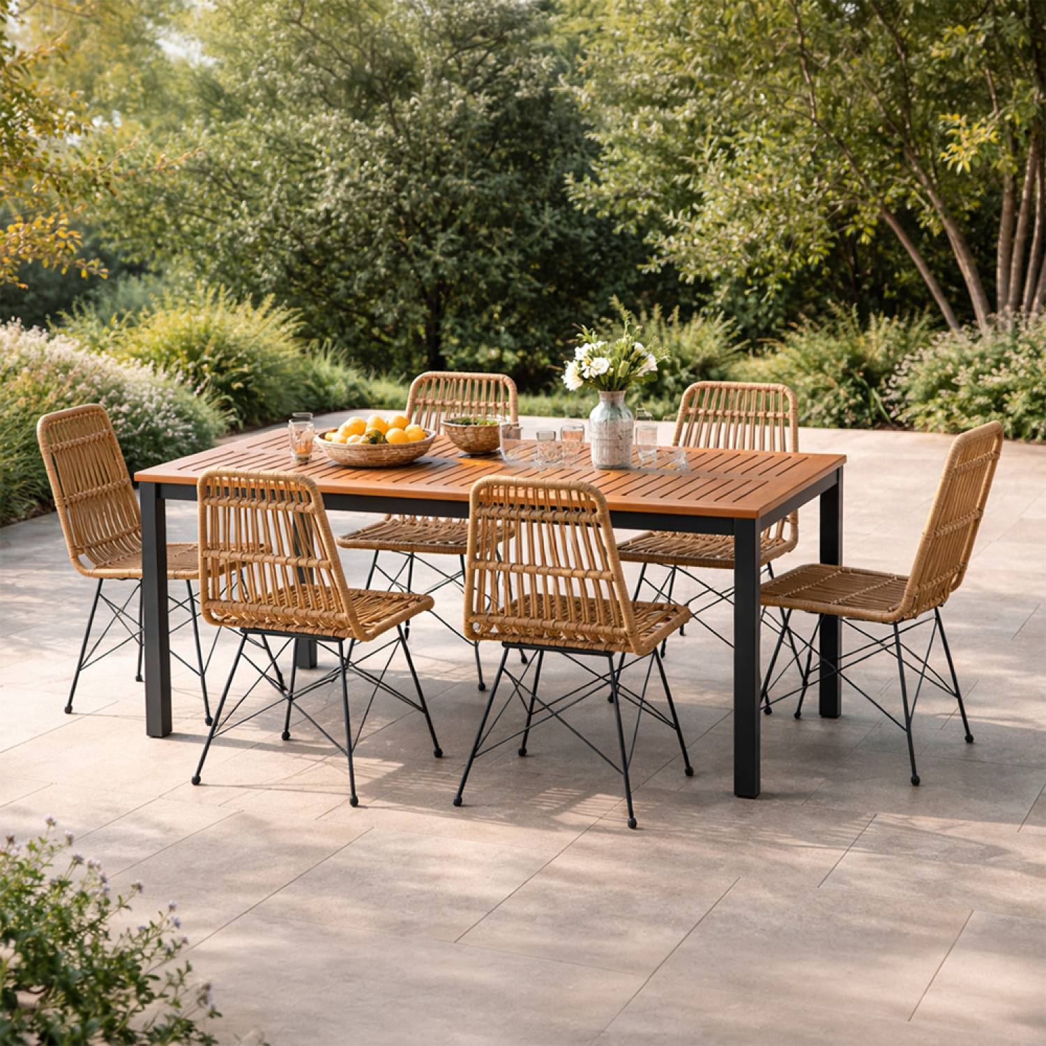 Salon de jardin 6 places avec table en bois naturel et chaises en ...